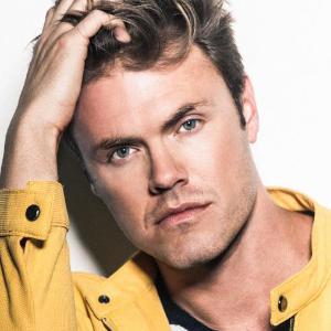 Famous people and celebrities born on October 10 | Takemeback.to