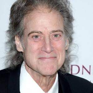 Famous people and celebrities born in 1947 | TakeMeBack.to
