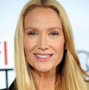 Kelly Lynch - Biography, Age, Birthday, Chinese Zodiac & Facts