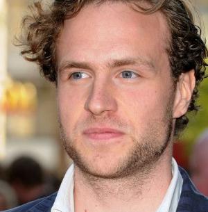 Rafe's popularity, famous people named Rafe | Famousnames.vip