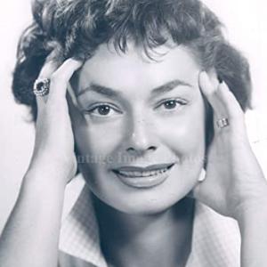 Ruth's popularity, famous people named Ruth | Famousnames.vip