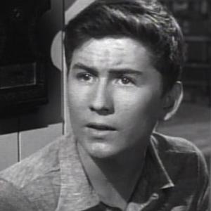 Billy Gray - Biography, Age, Birthday, Chinese Zodiac & Facts